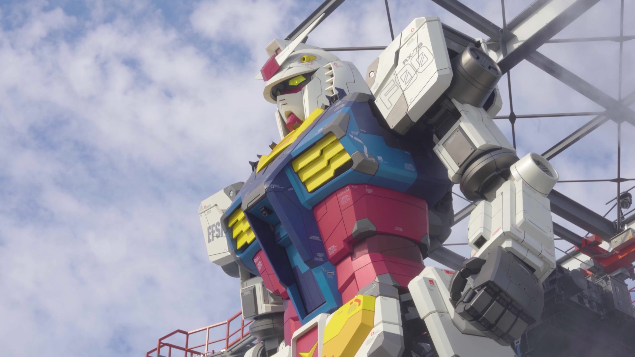 A Full Scale Moving Gundam Comes To Life At Gundam Factory Yokohama