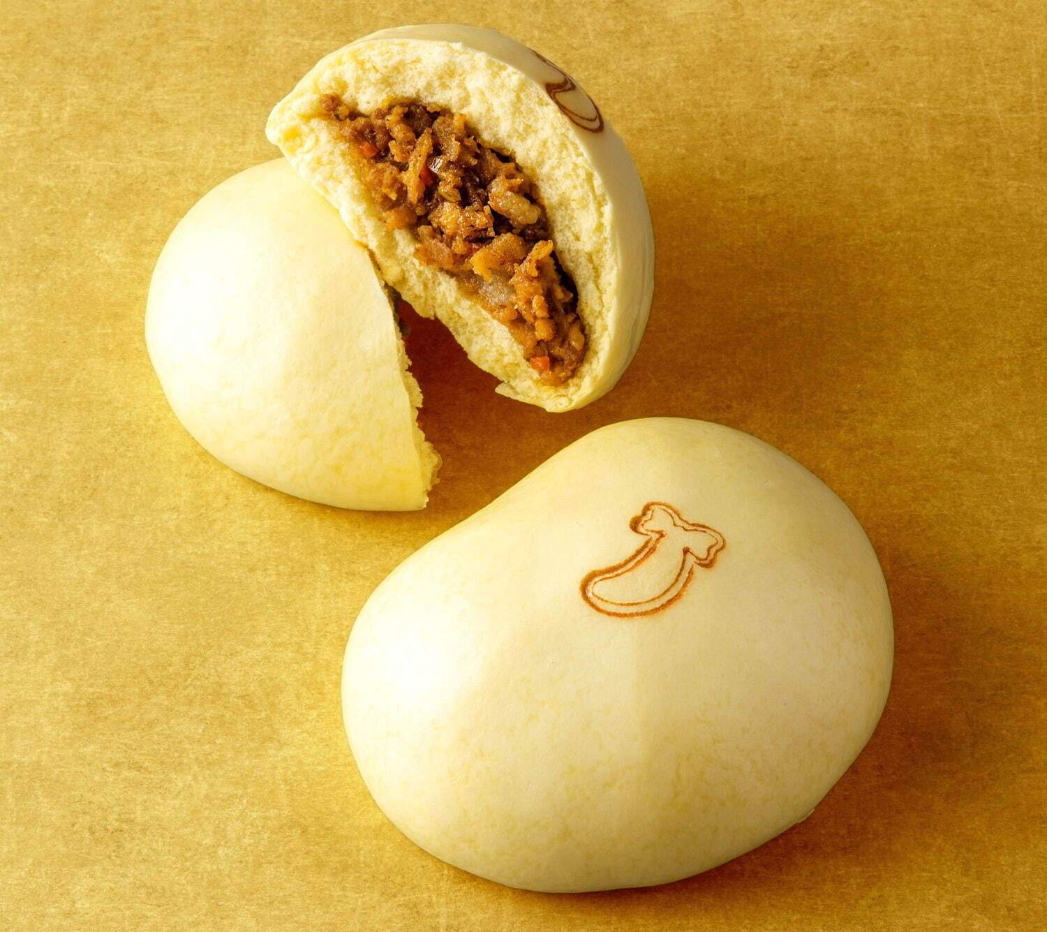 Tokyo Banana Curry Buns Will Confuse Your Tastebuds in a Delicious Way